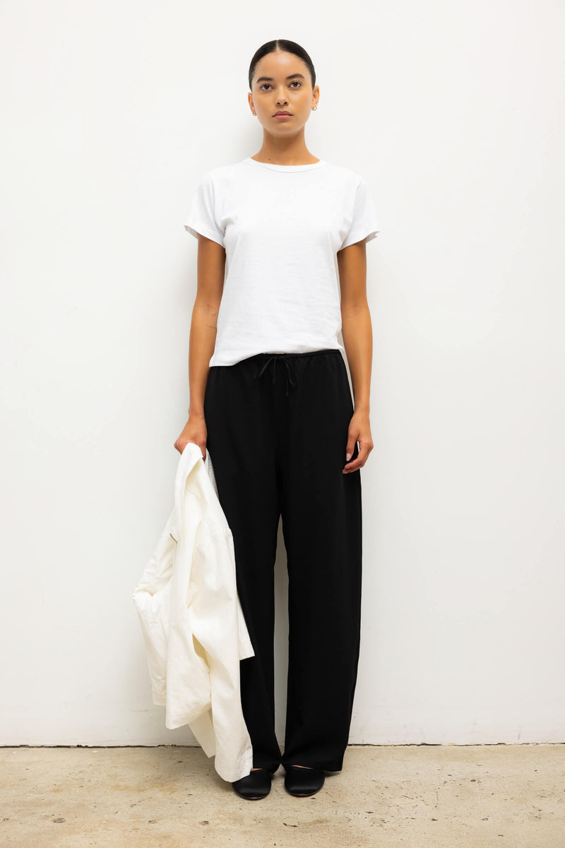 LESET The Margo Slim Fit Tee in White in Cotton