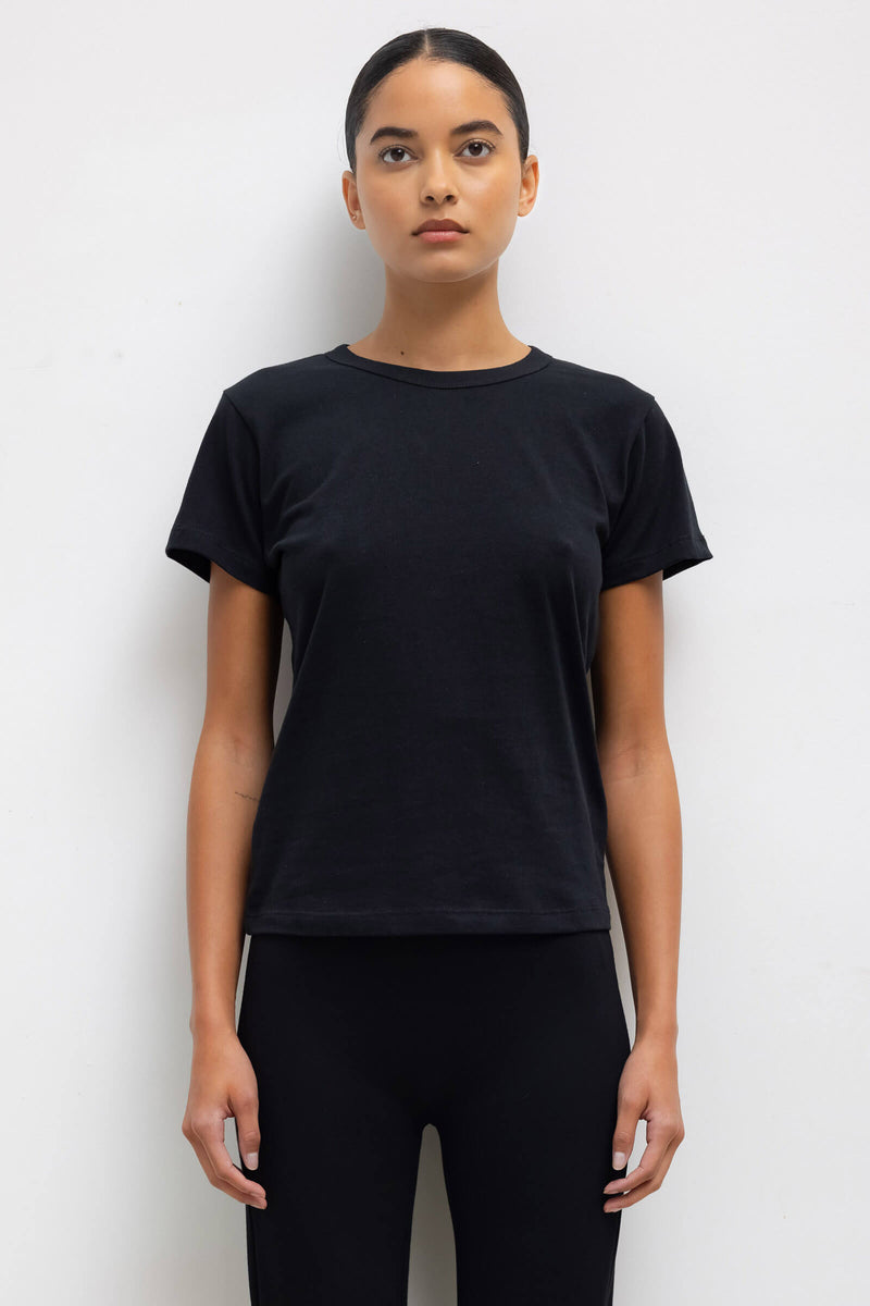LESET The Margo Slim Fit Tee in Black in Cotton