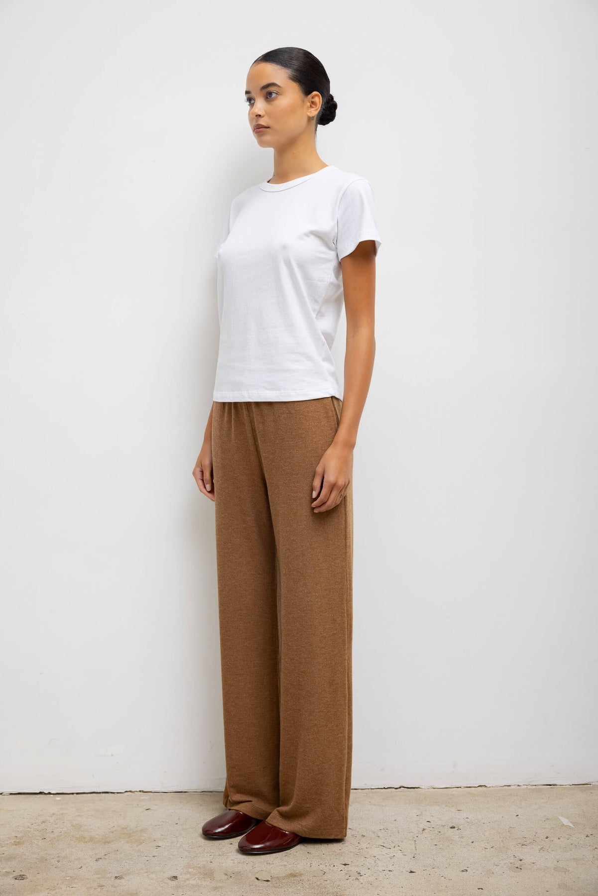 LESET The Margo Slim Fit Tee in White in Cotton