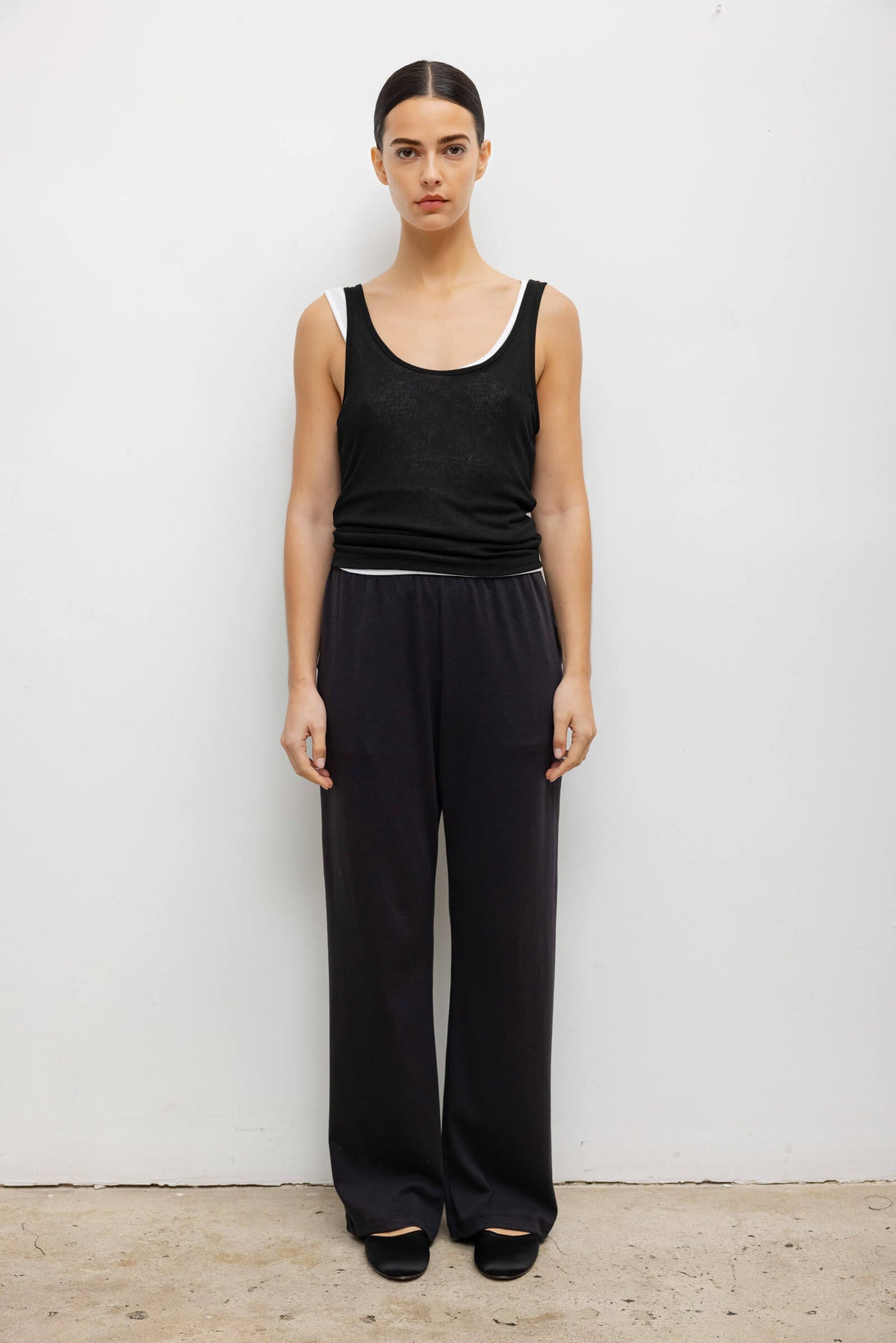 LESET Rozzi Scoop Neck Tank in Black in Viscose